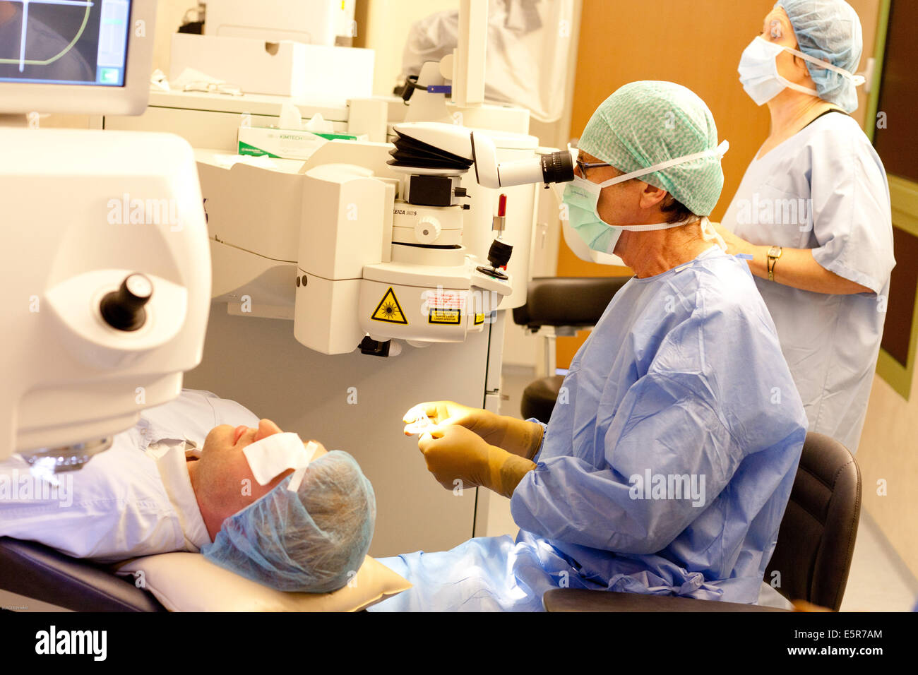 Hypermetropia myopia hi-res stock photography and images - Alamy