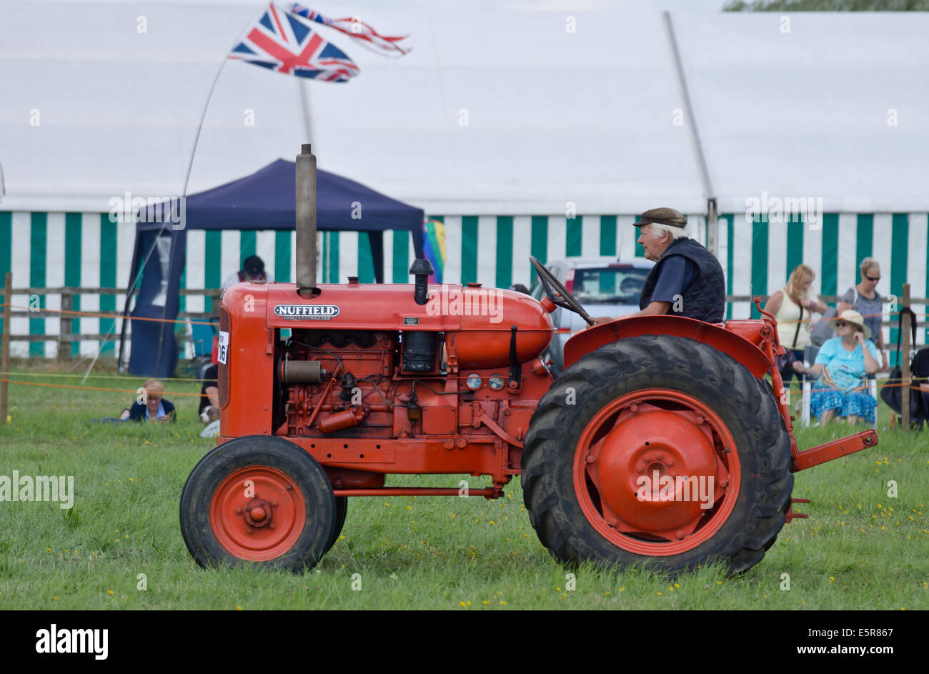 Vintage nuffield tractor hi-res stock photography and images - Alamy