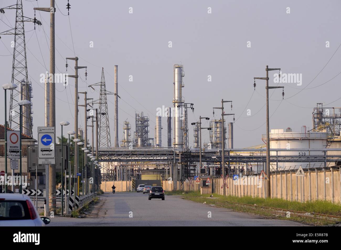 Porto marghera hi-res stock photography and images - Alamy