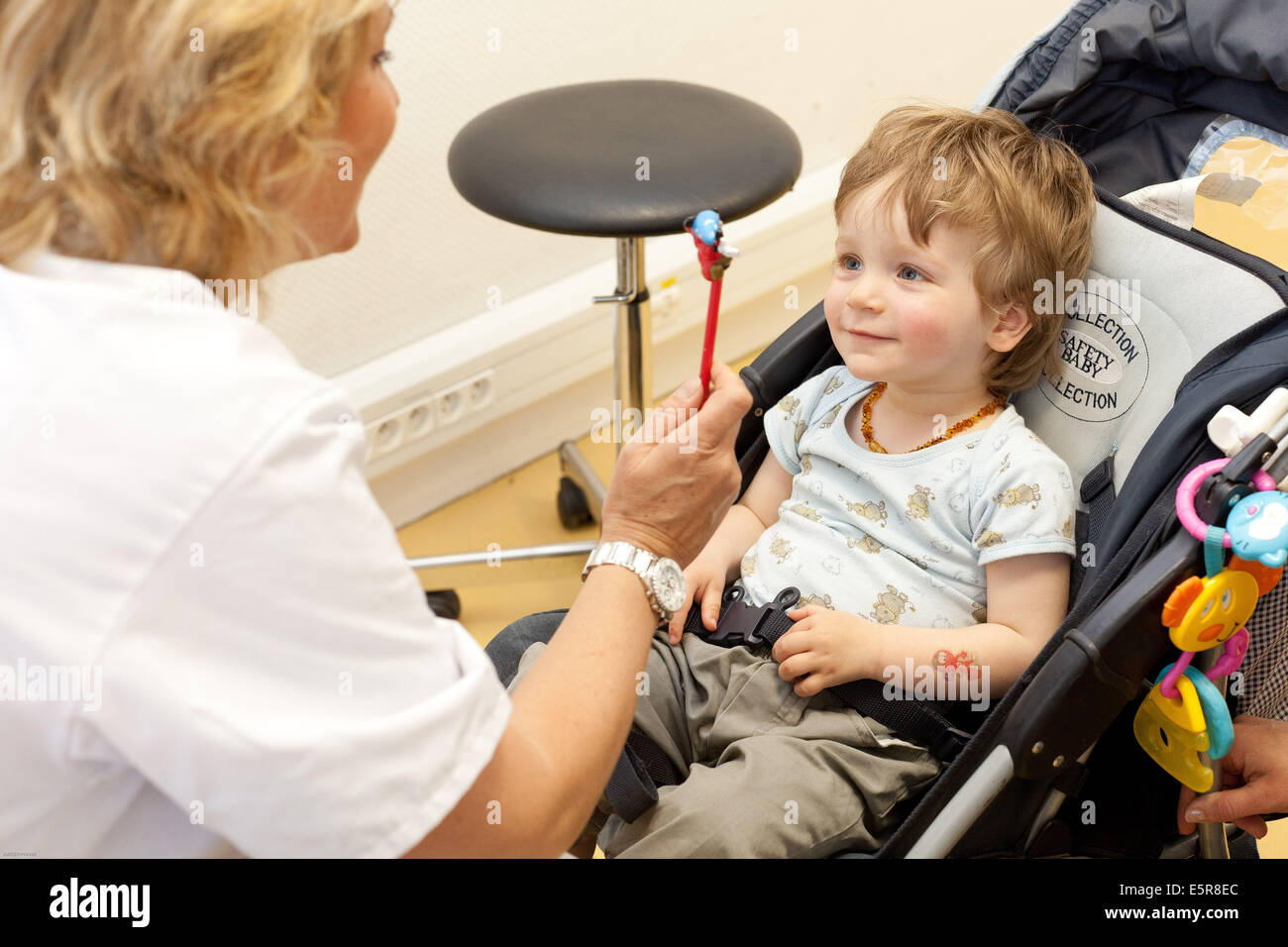 Young girl undergoing orthoptic check-up with an orthoptist, Department ...