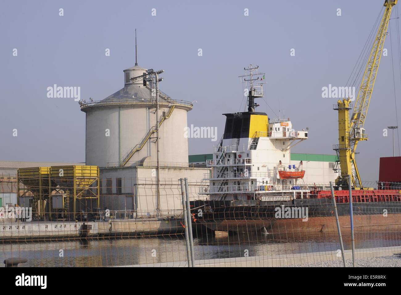 Marghera port venice hi-res stock photography and images - Alamy