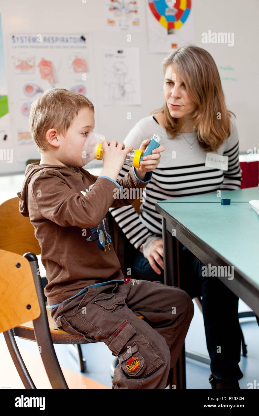 Doctor at Asthma center, Limoges hospital, France Stock Photo - Alamy