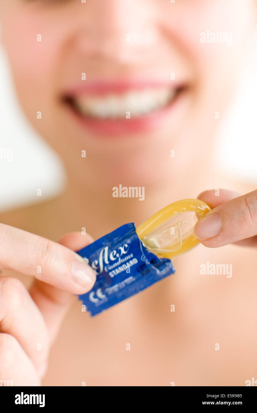 Condom contraception hi-res stock photography and images - Alamy