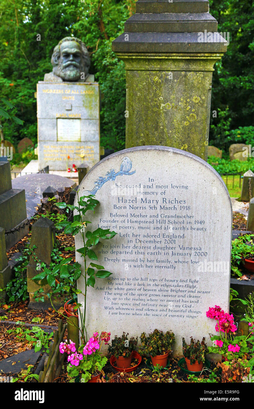Graves in the Graveyard of Highgate Cemetery, London, England Stock ...