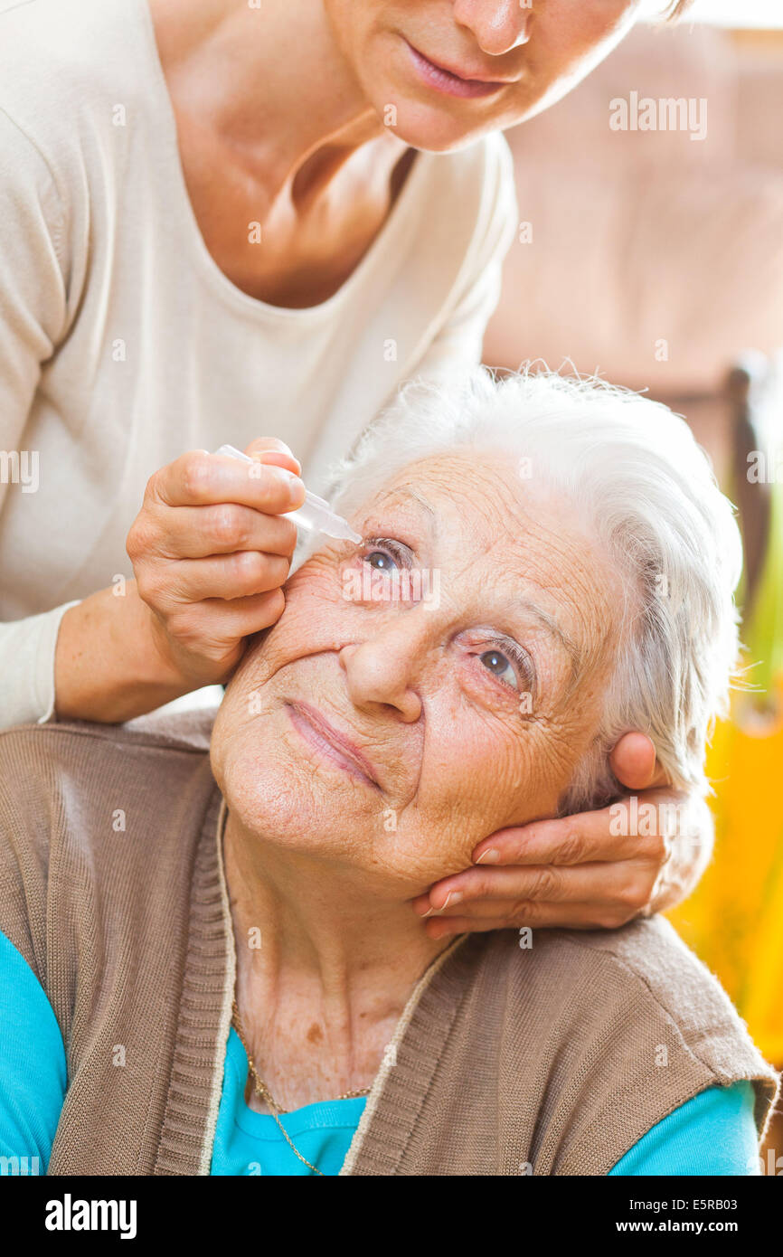 Eye Drop Elderly High Resolution Stock Photography and Images - Alamy
