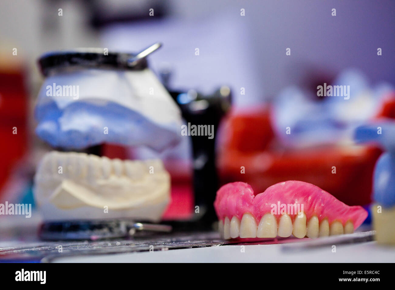 Fabrication of complete dentures Stock Photo - Alamy