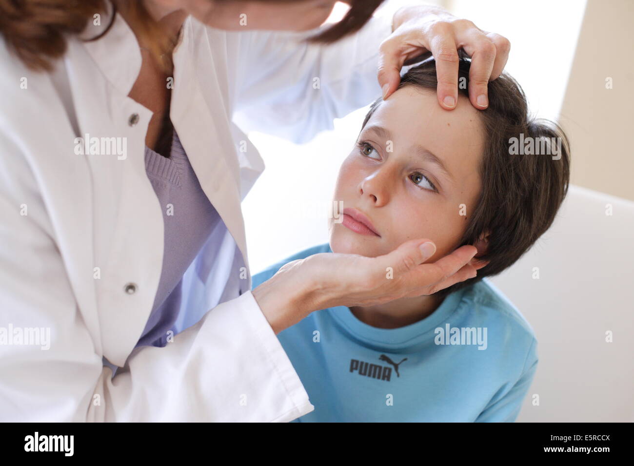 Dermatology consultation child hi-res stock photography and images - Alamy