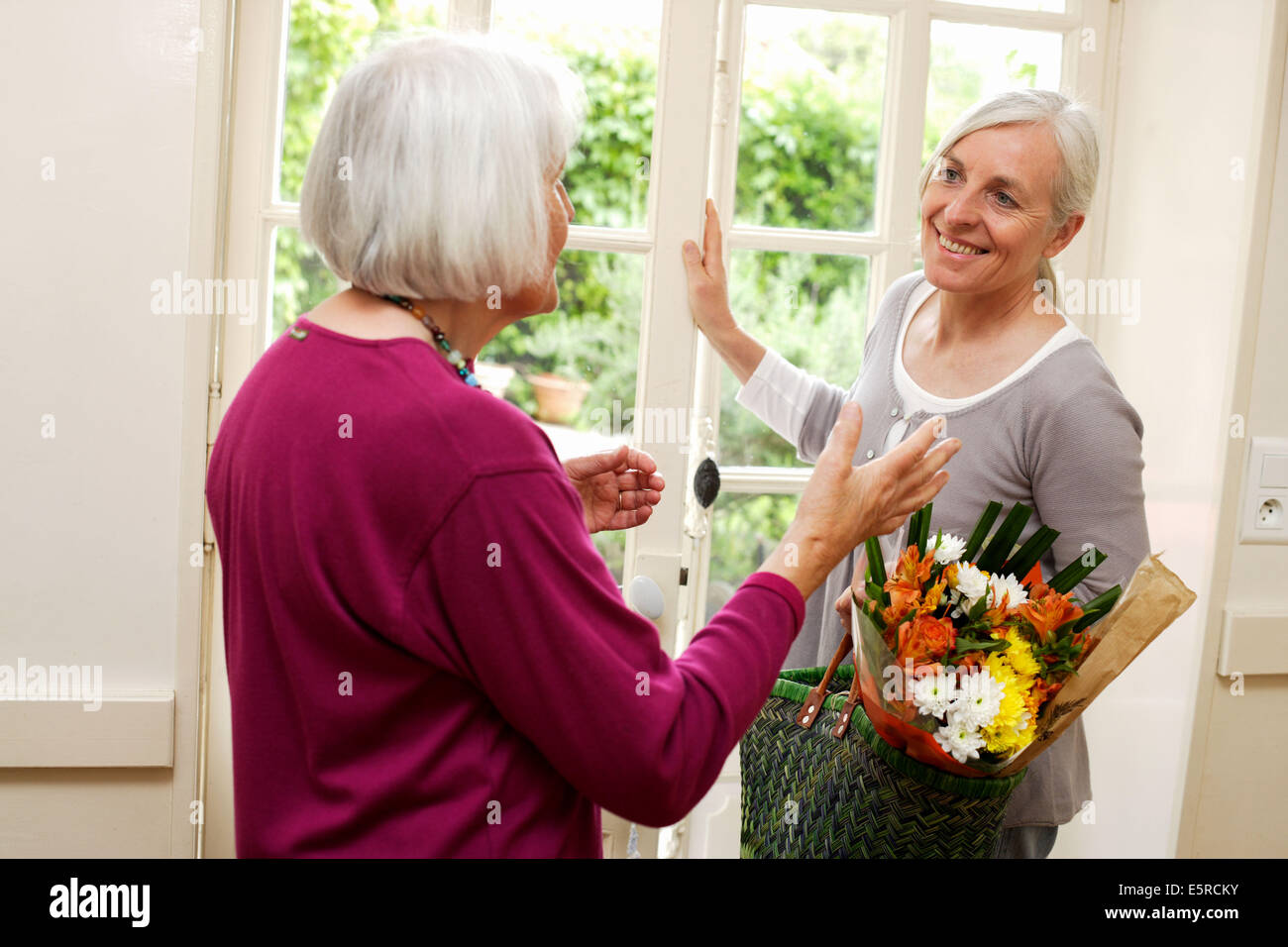 Elderly mothers hi-res stock photography and images - Alamy