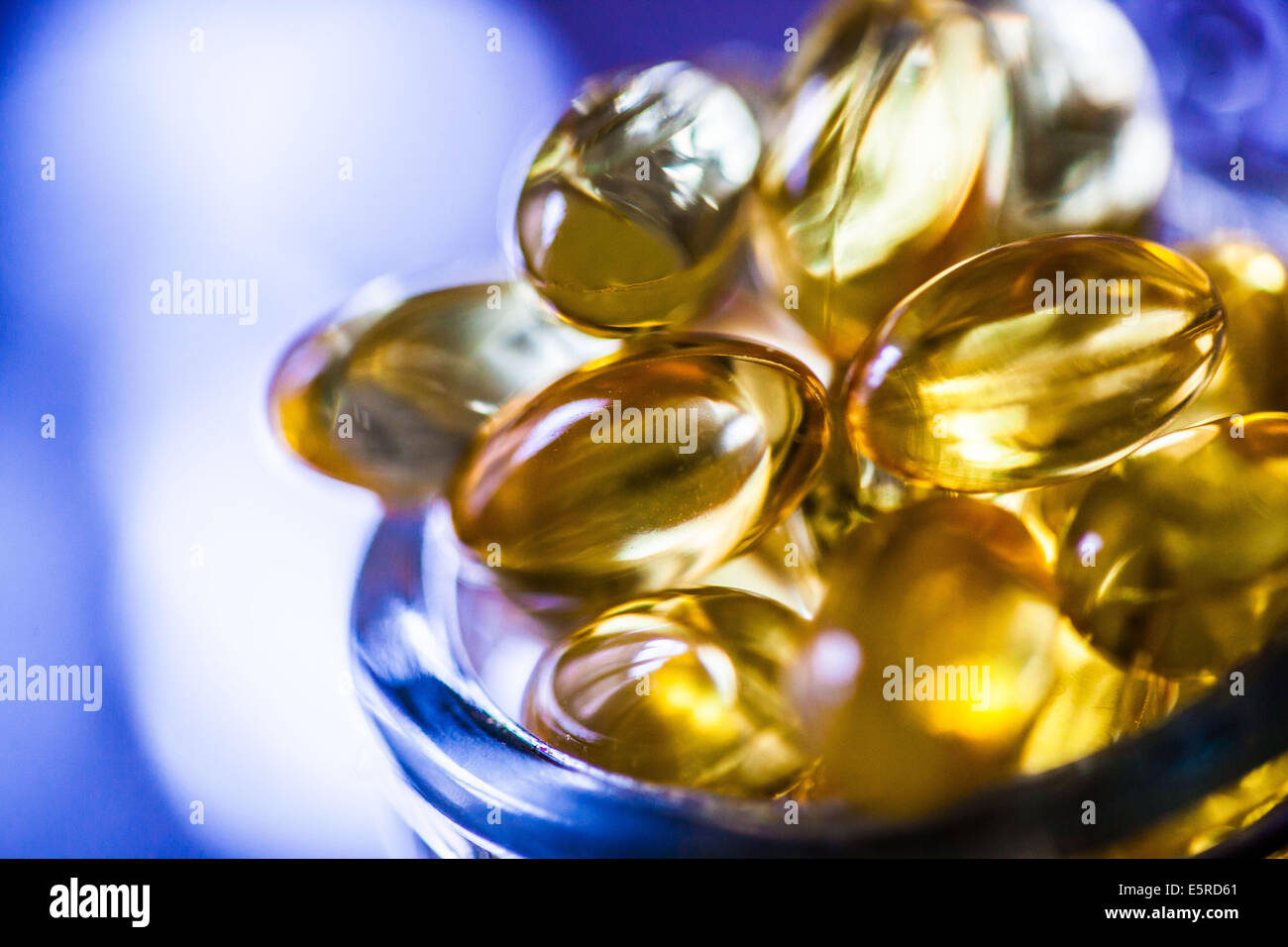 Nutritional supplements, Liquid nutritional supplements in capsules ...