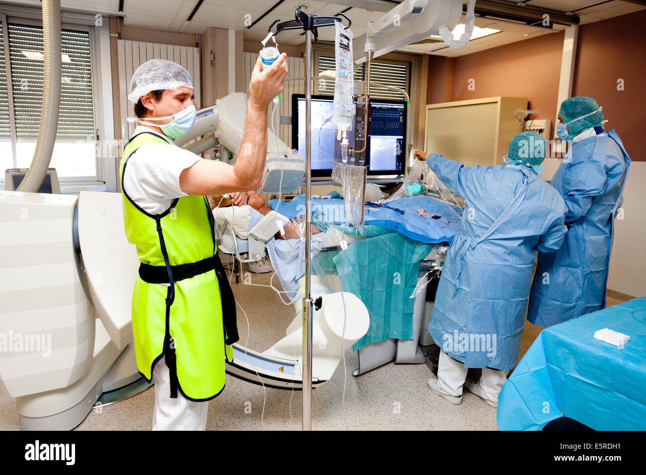 Interventional angiography hi-res stock photography and images - Alamy