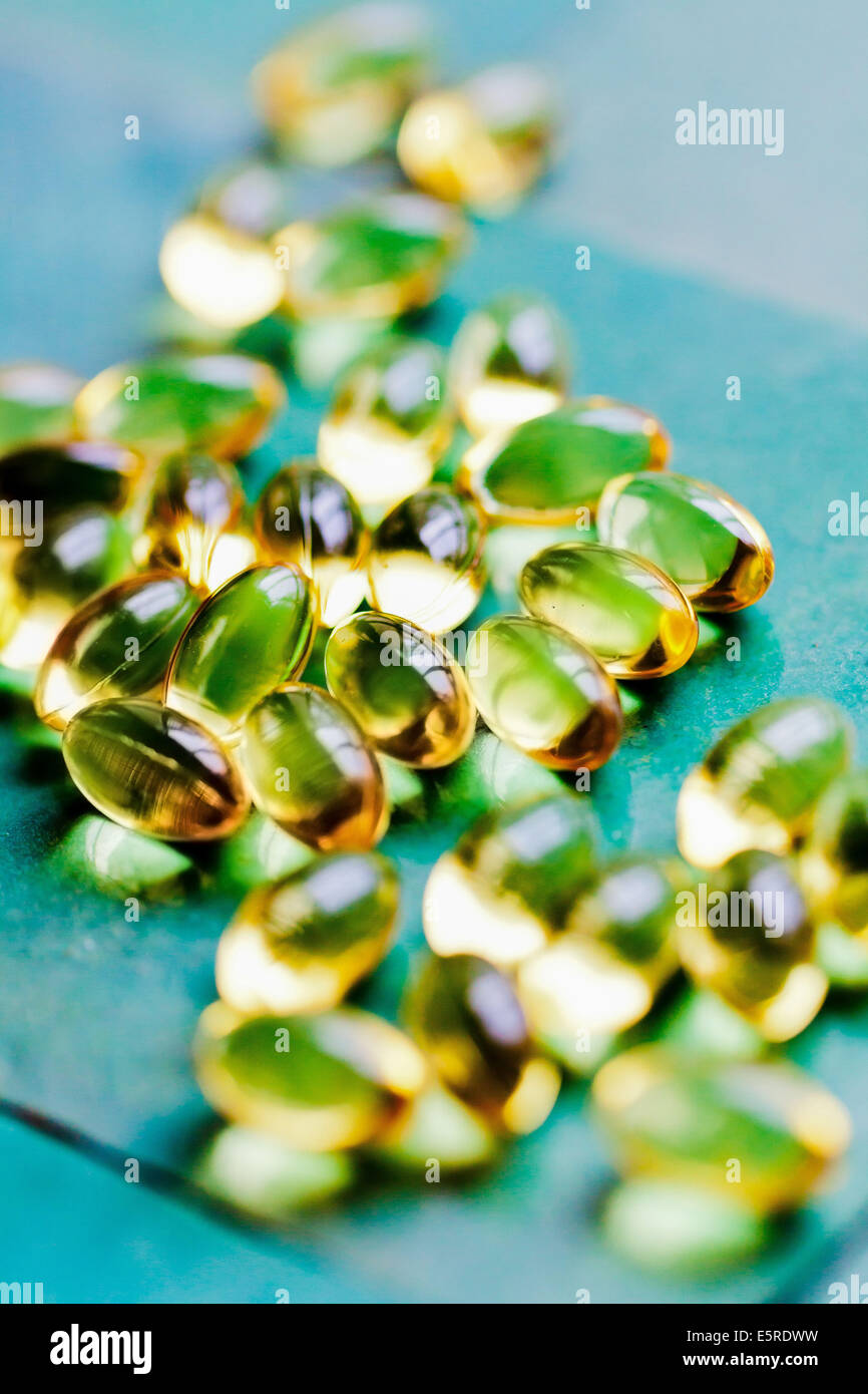 Nutritional supplements, Liquid nutritional supplements in capsules ...