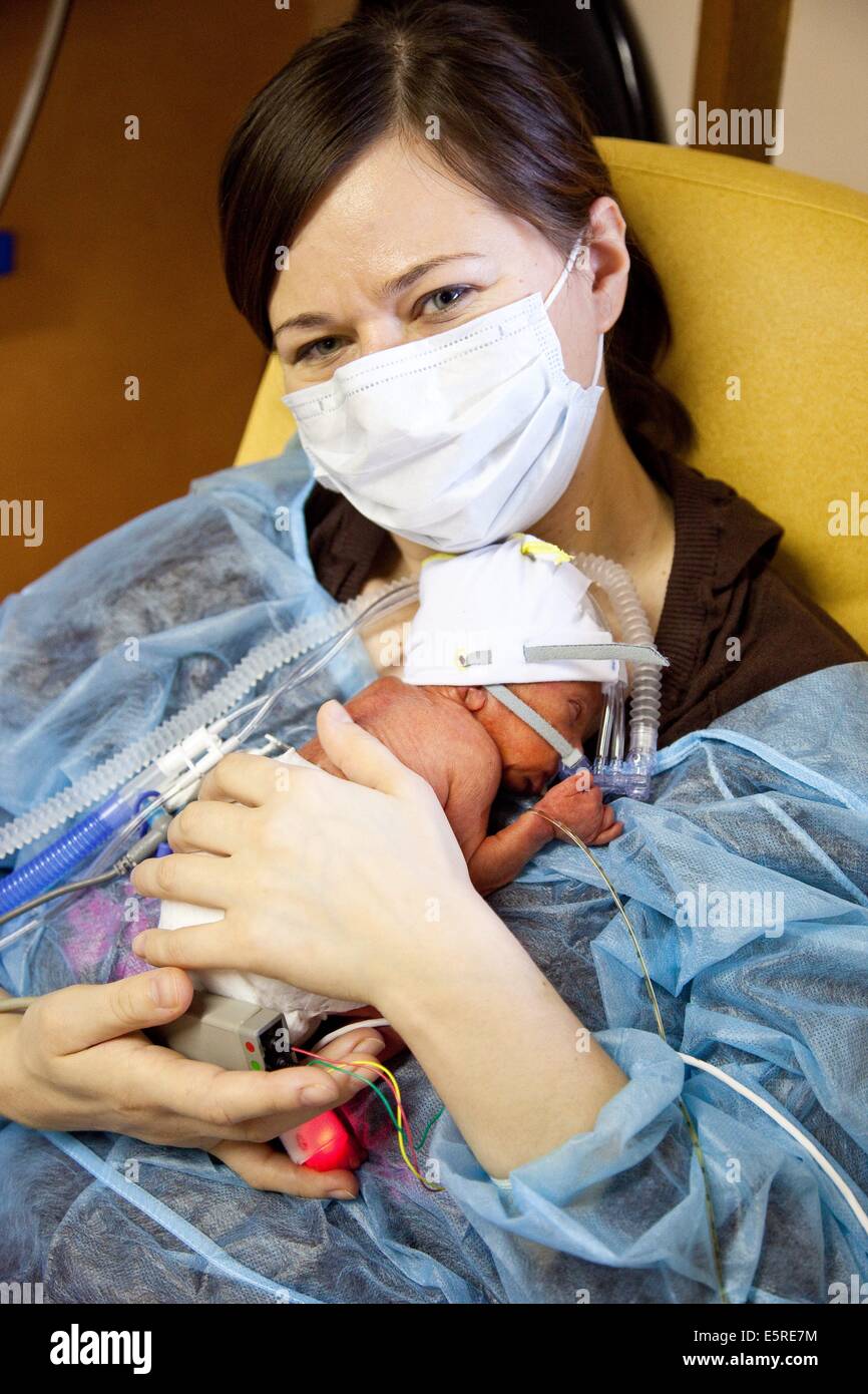 Premature newborn baby placed under respiratory assistance, Neonatalogy ...