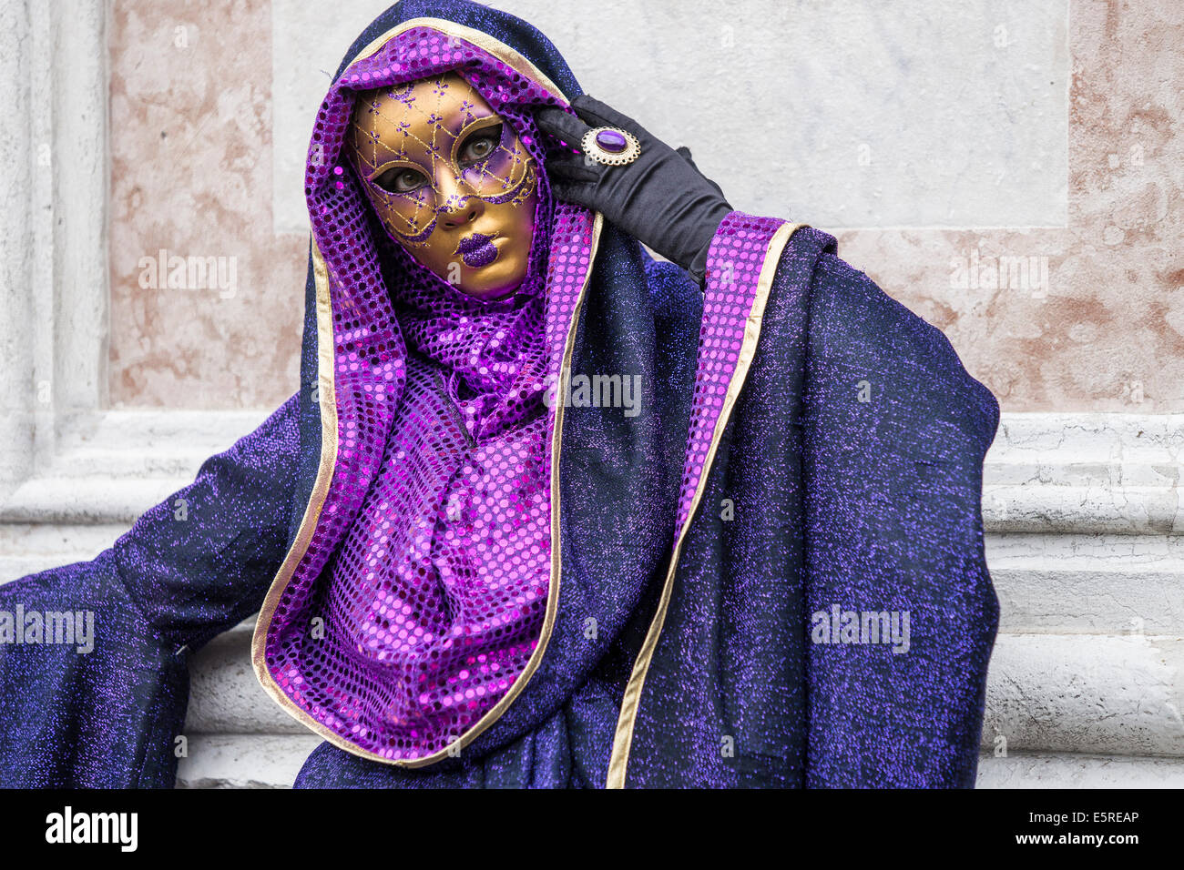 Dark blue costume hi-res stock photography and images - Alamy