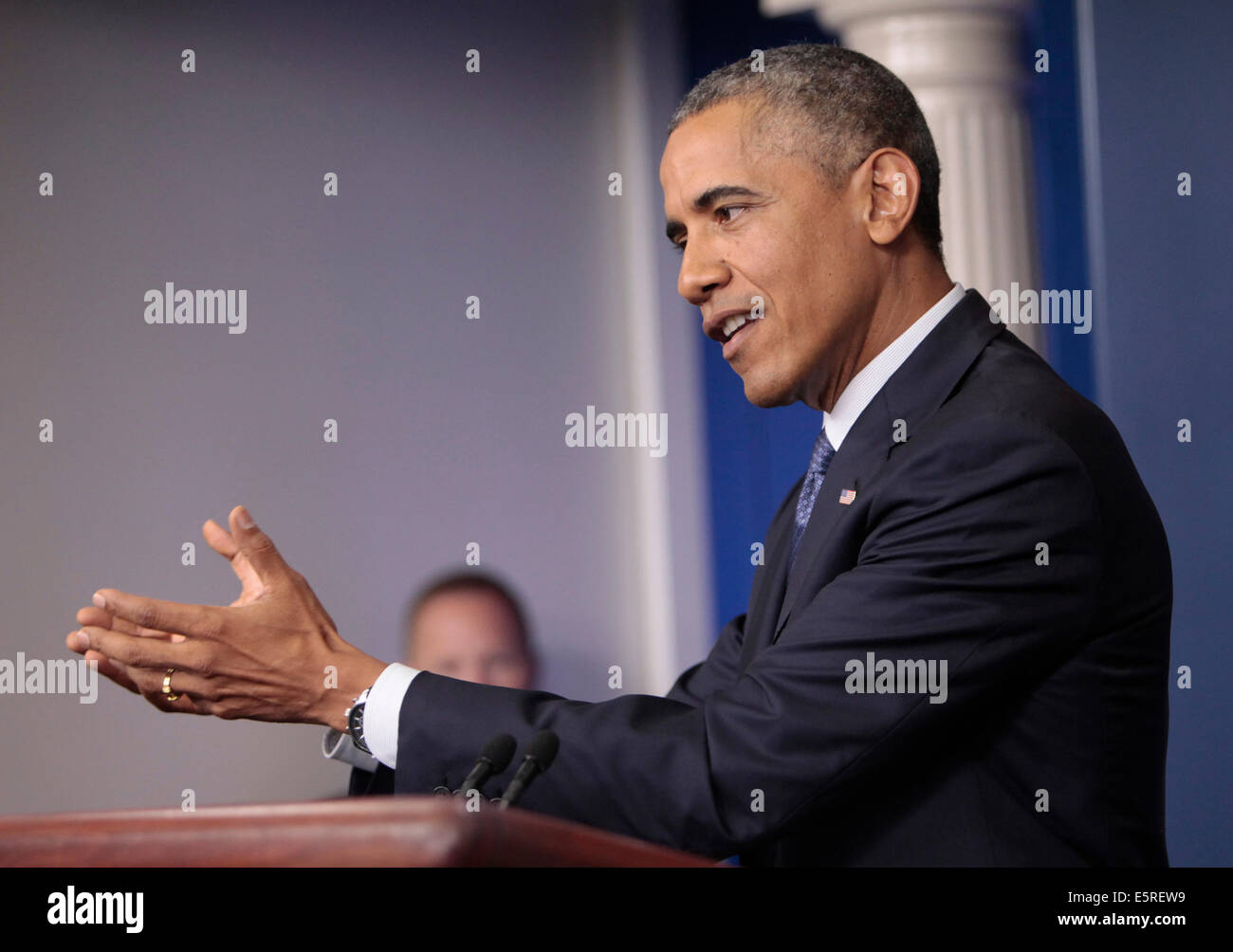 United States President Barack Obama makes a statement at the daily ...