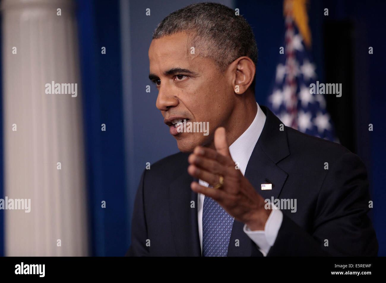 United States President Barack Obama makes a statement at the daily ...
