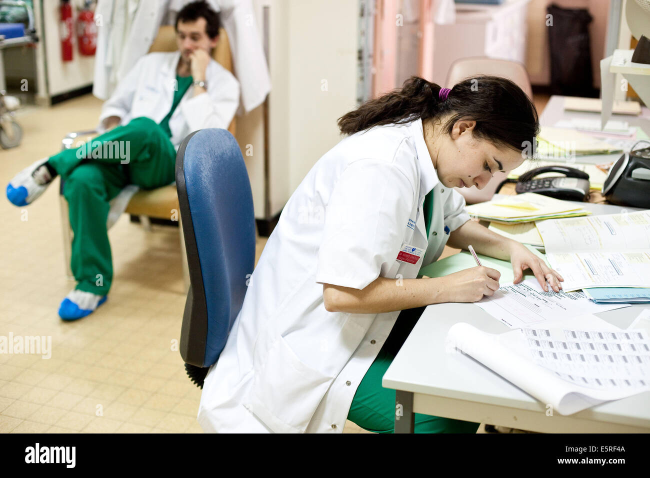 Midwife, Maternity department, Cochin hospital, Paris, France Stock ...