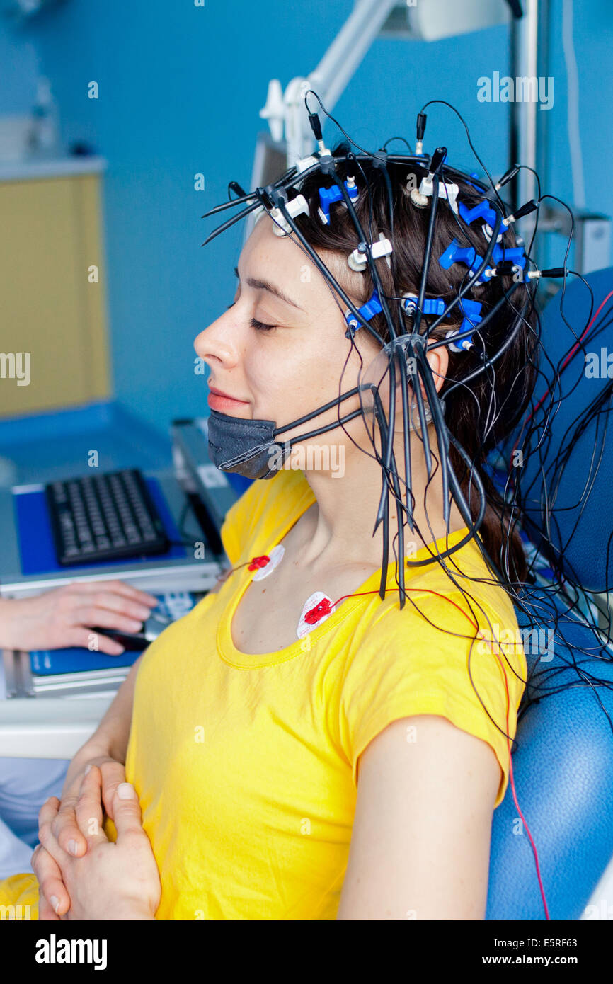 Eeg and brain hi-res stock photography and images - Alamy