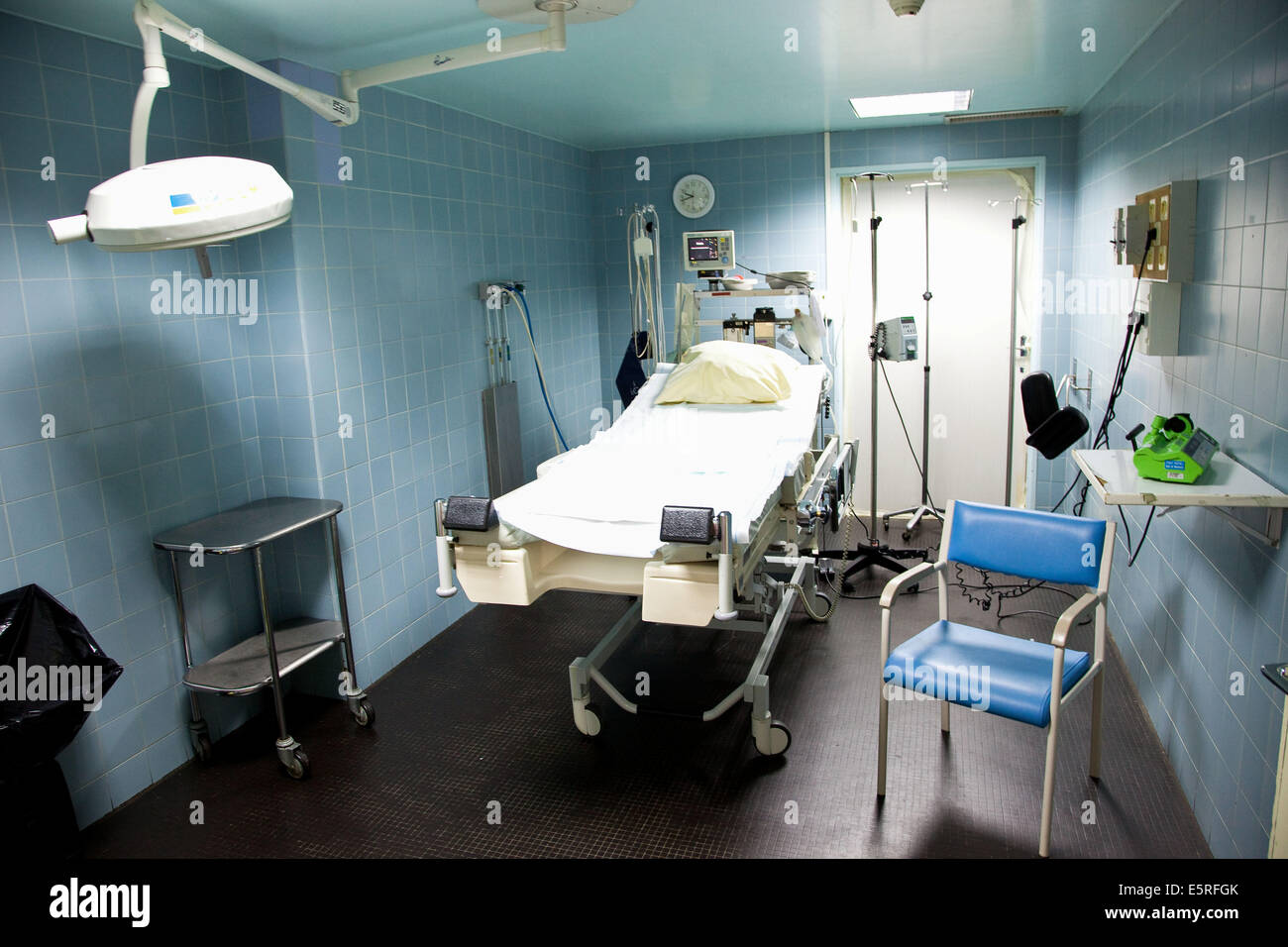 Maternity ward hospital empty hi-res stock photography and images - Alamy