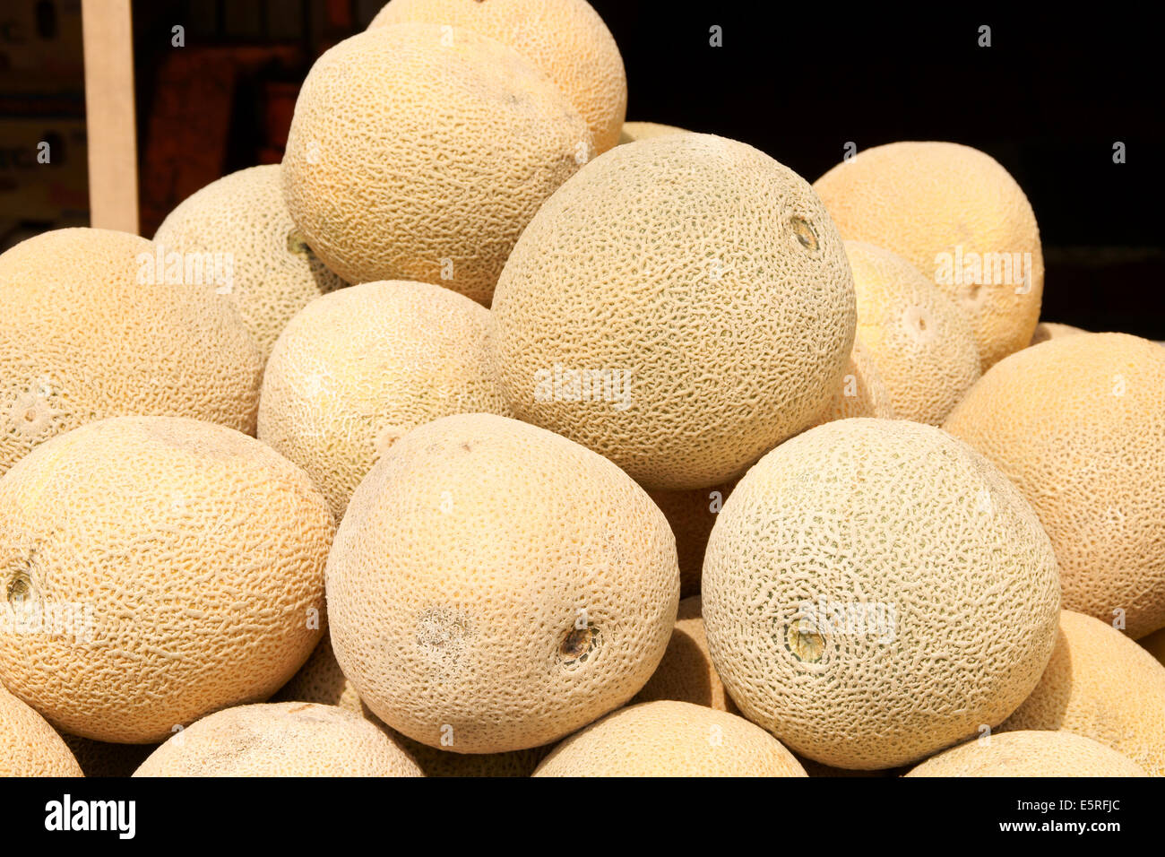 Ripe melons for sale at a fruit and vegetables open market Stock Photo ...