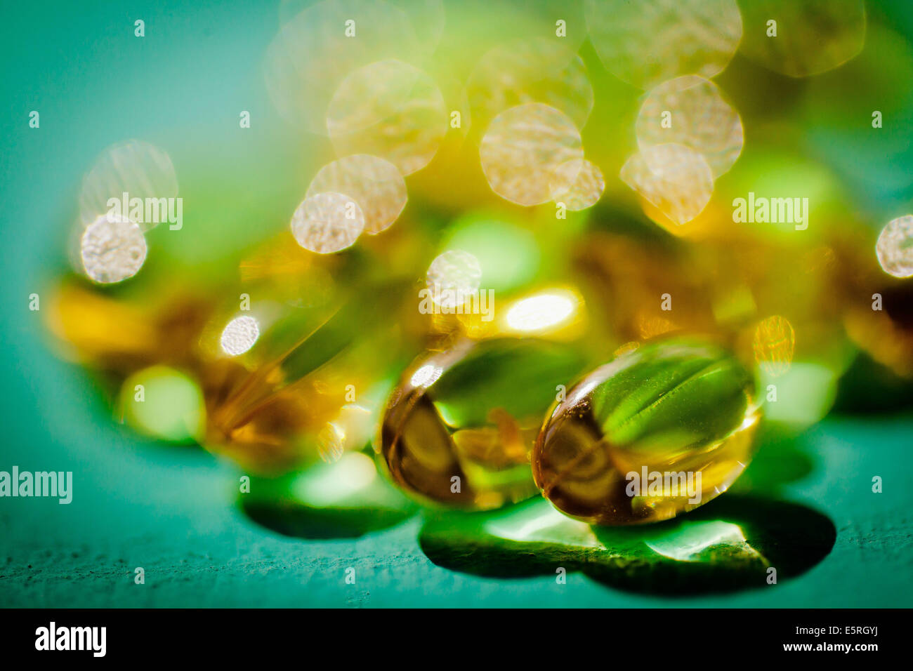 Nutritional supplements, Liquid nutritional supplements in capsules ...