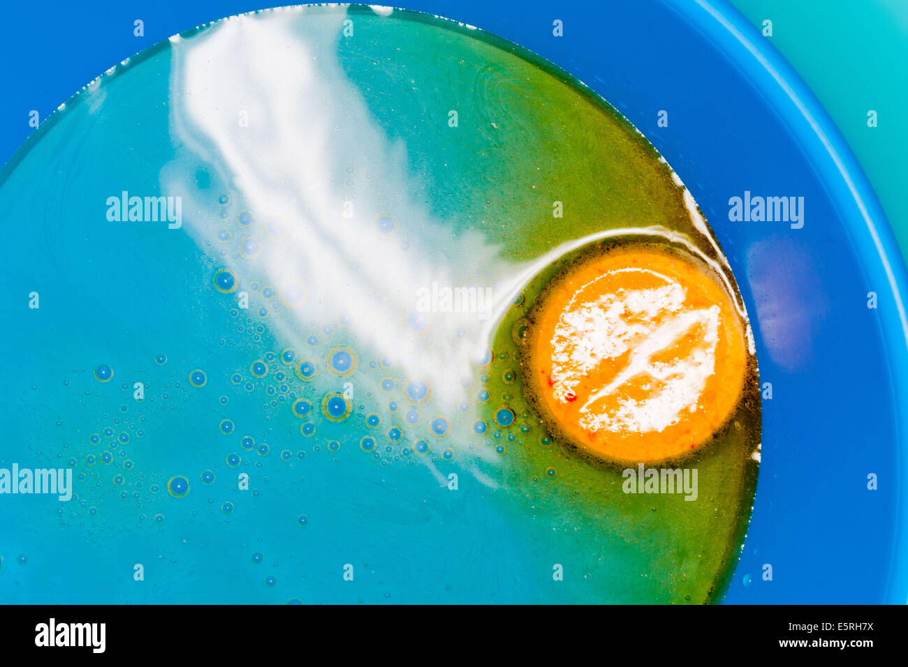Tablet Dissolving In Water High Resolution Stock Photography and Images ...