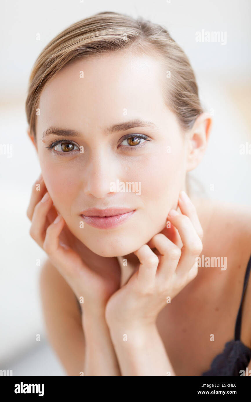 Portrait 20 year old woman hi-res stock photography and images - Alamy