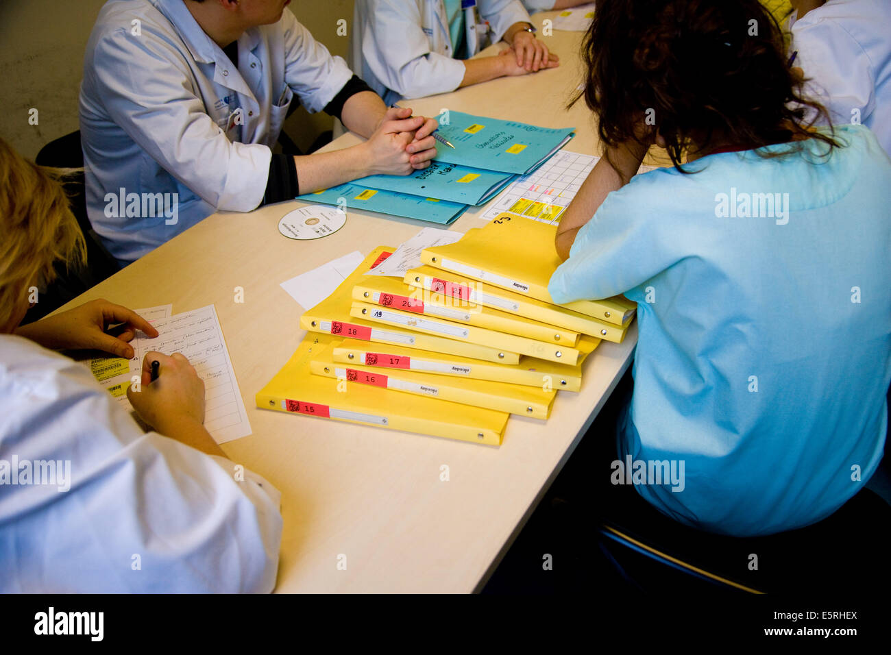 Staff emergency hi-res stock photography and images - Alamy