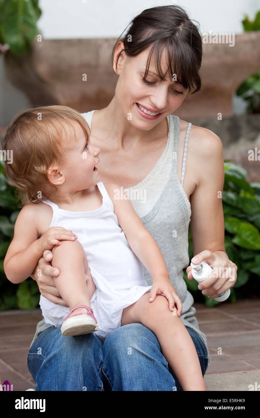 Wound disinfection spray hi-res stock photography and images - Alamy