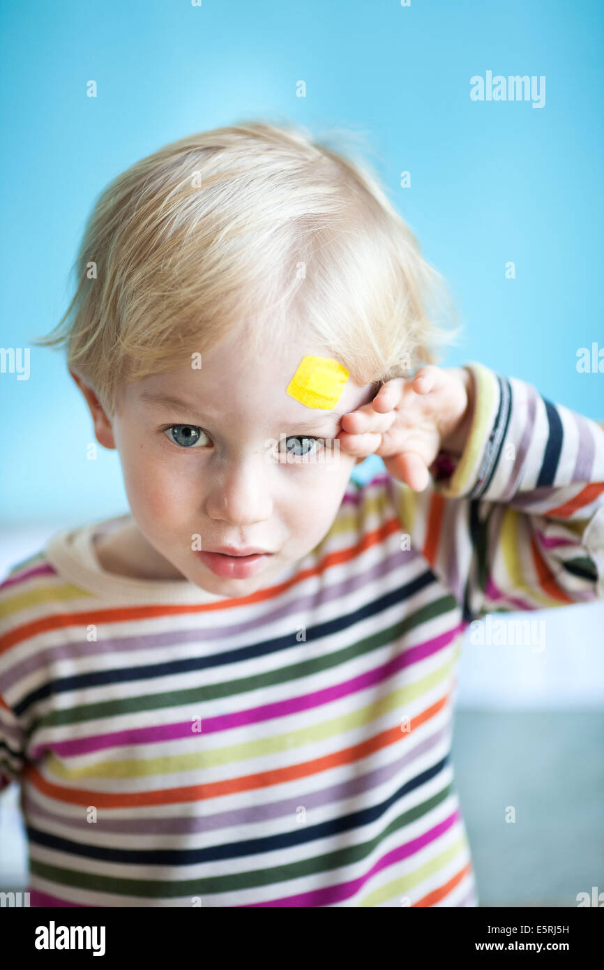 Child plaster hi-res stock photography and images - Alamy