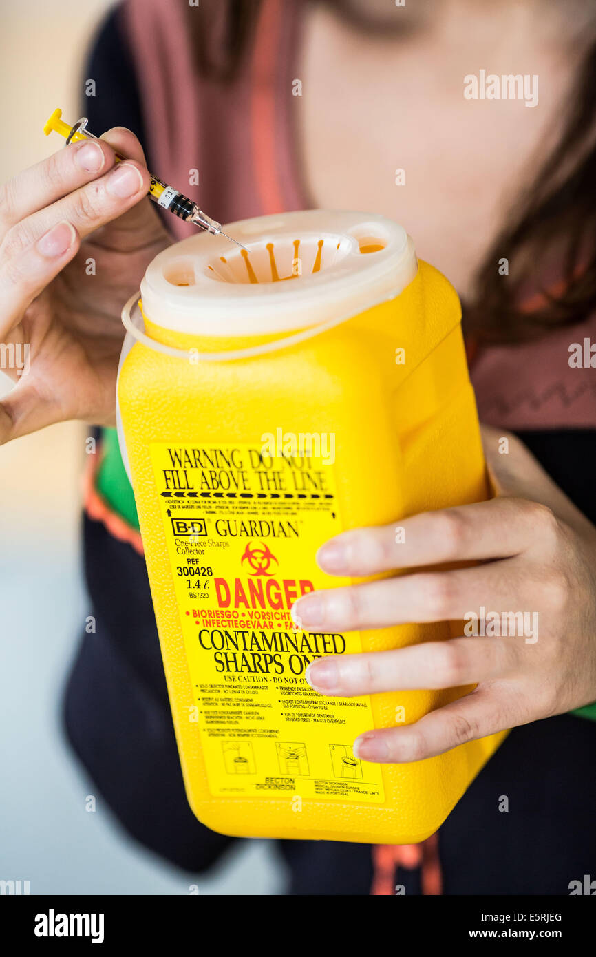 Medical waste container Stock Photo - Alamy