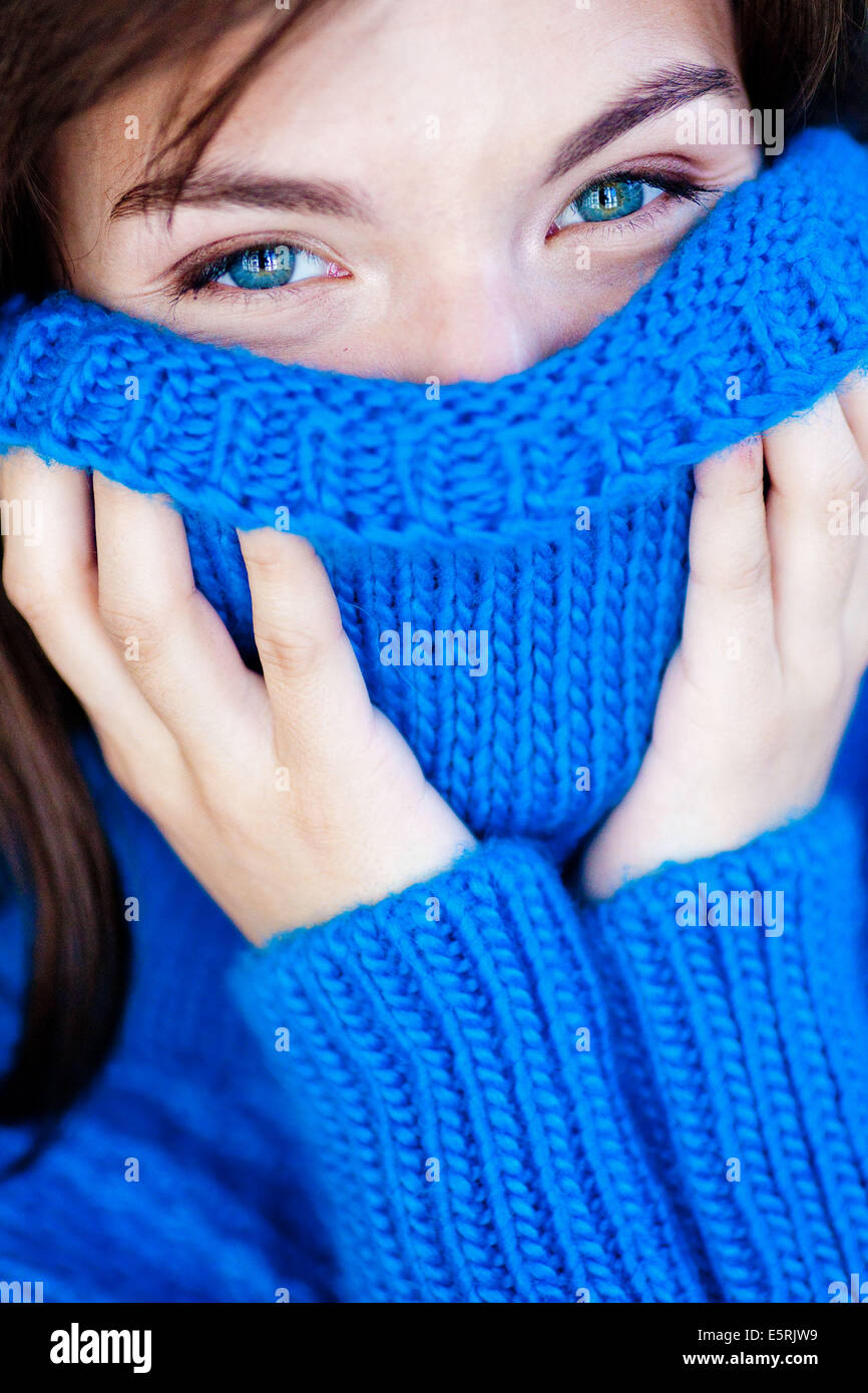 Woman hiding her face Stock Photo - Alamy