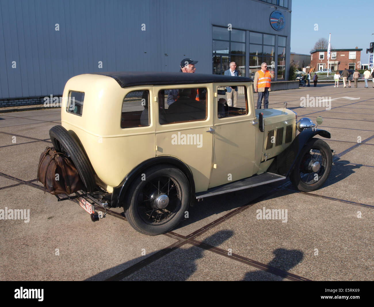 Car wh hi-res stock photography and images - Alamy