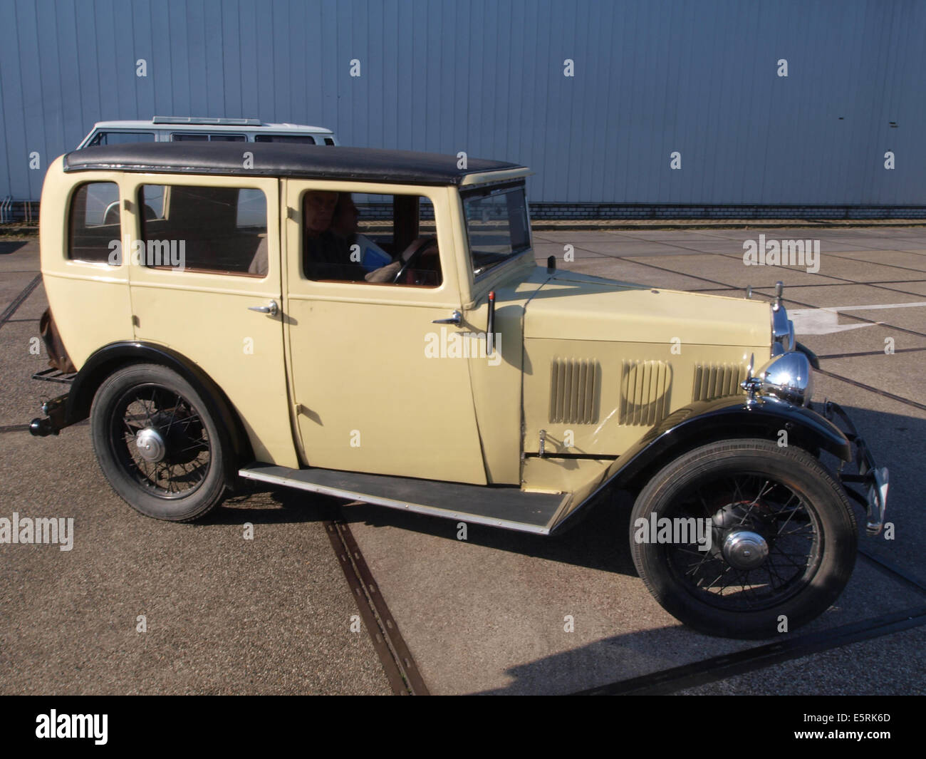 Vintage wolseley classic car hi-res stock photography and images - Alamy