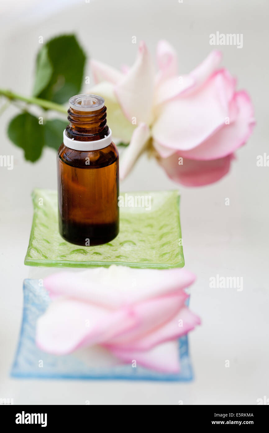 Oil of rose hi-res stock photography and images - Alamy