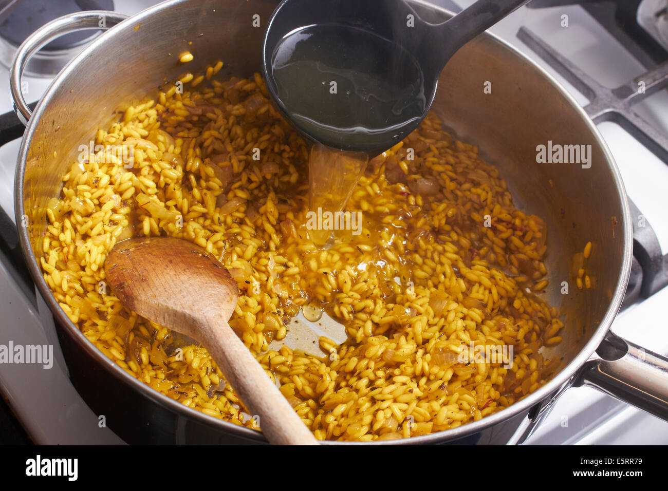 Classic technique hi-res stock photography and images - Alamy