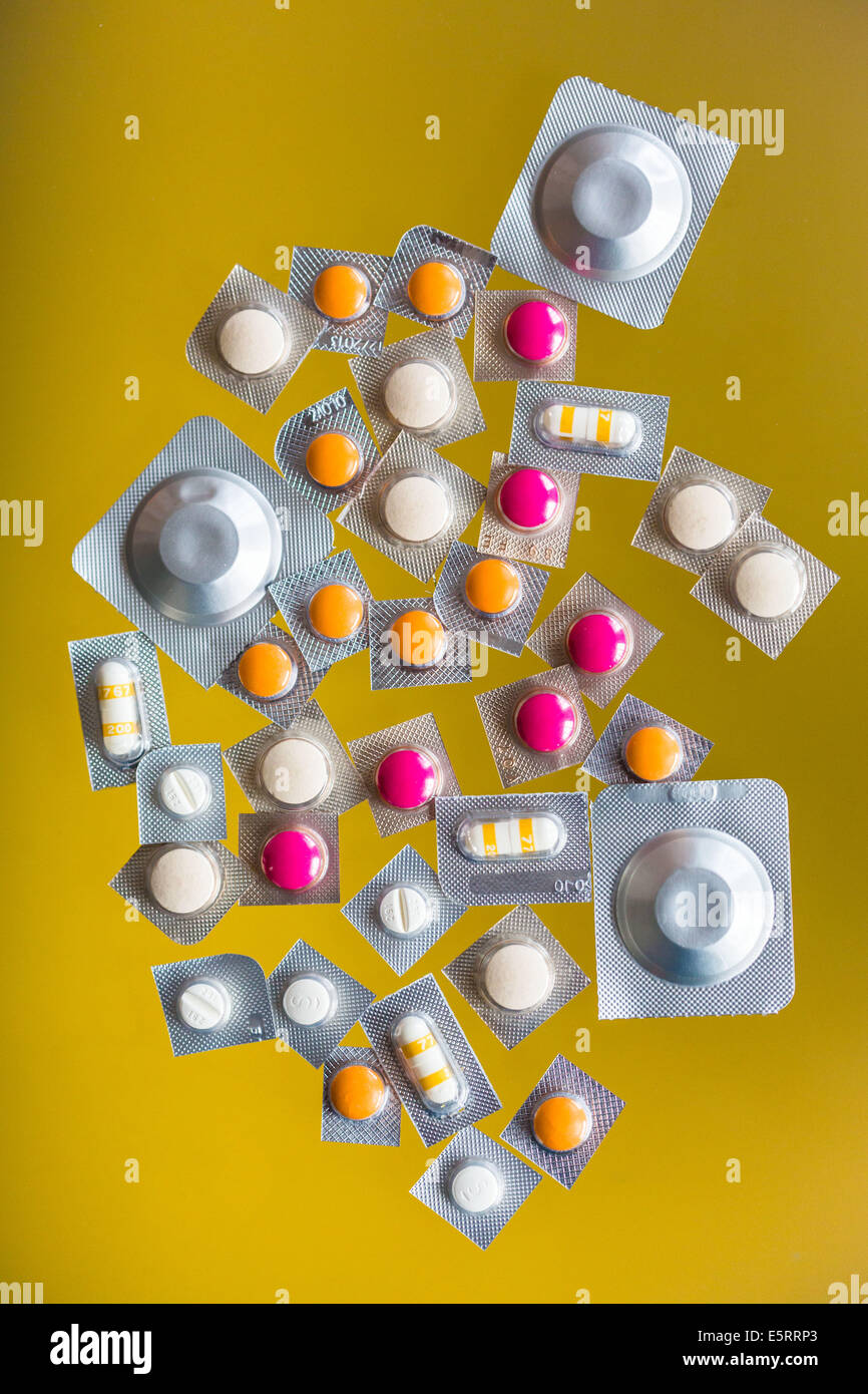 Drugs sold individually Stock Photo - Alamy
