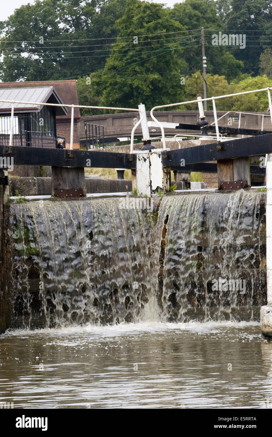Locks on the Grand Union canal England Stock Photo - Alamy