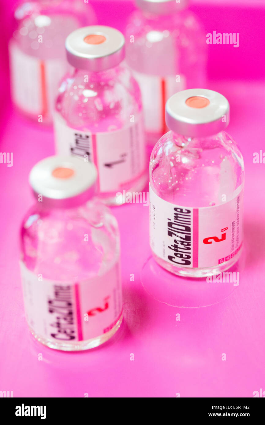 Ceftazidime hi-res stock photography and images - Alamy
