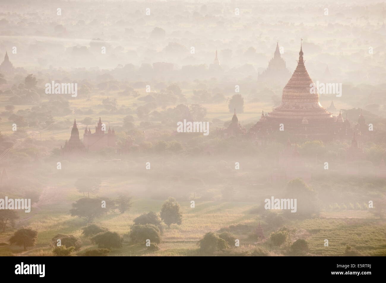Pagodas, Pagan plains from balloon Stock Photo - Alamy