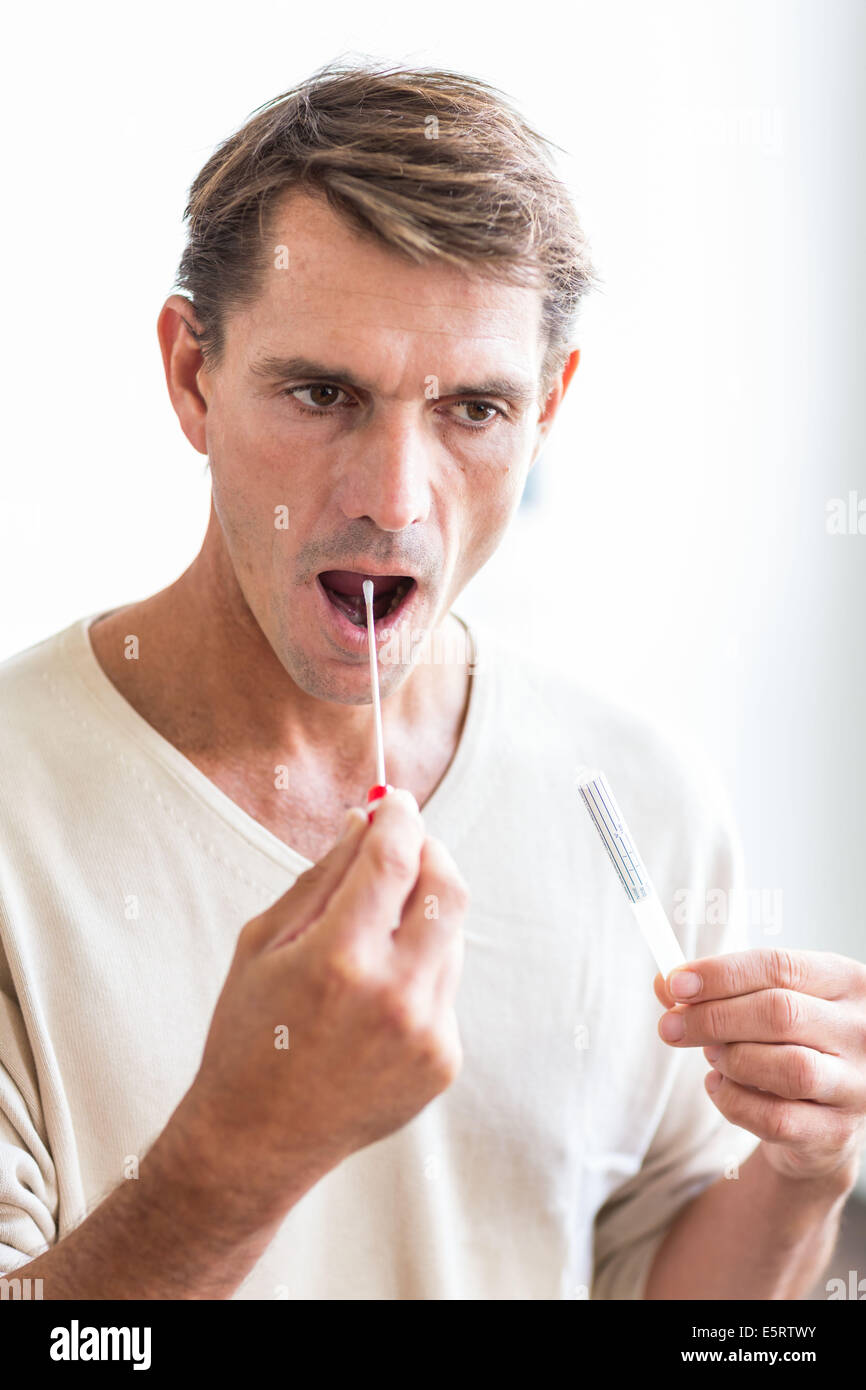 Genetics testing hi-res stock photography and images - Alamy