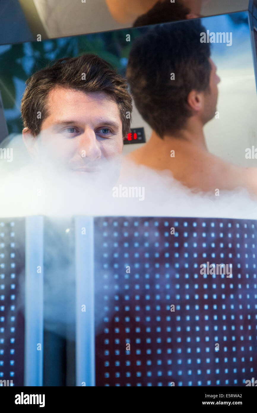 Whole body cryotherapy hi-res stock photography and images - Alamy