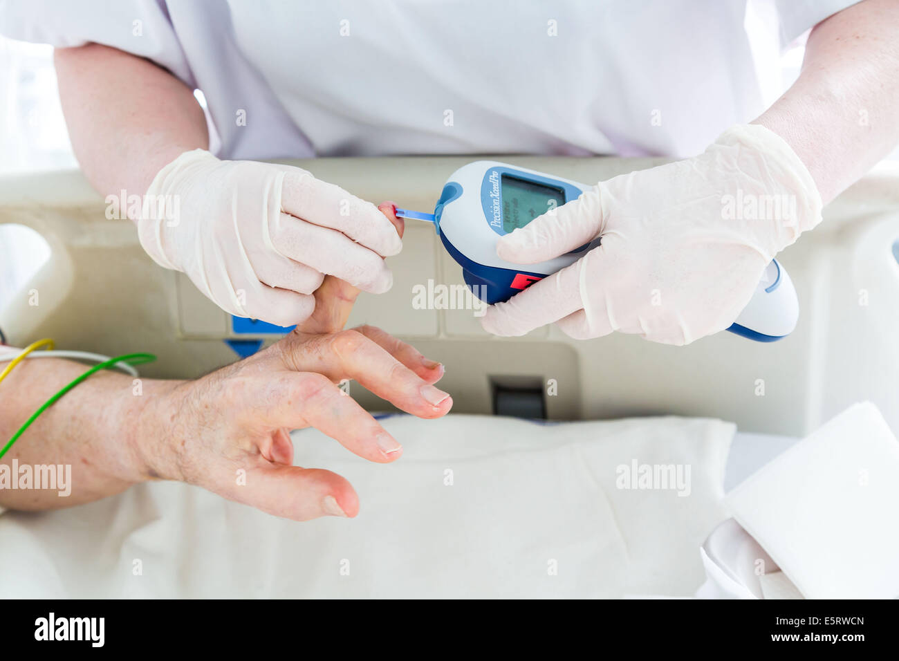 Hospital testing hi-res stock photography and images - Alamy