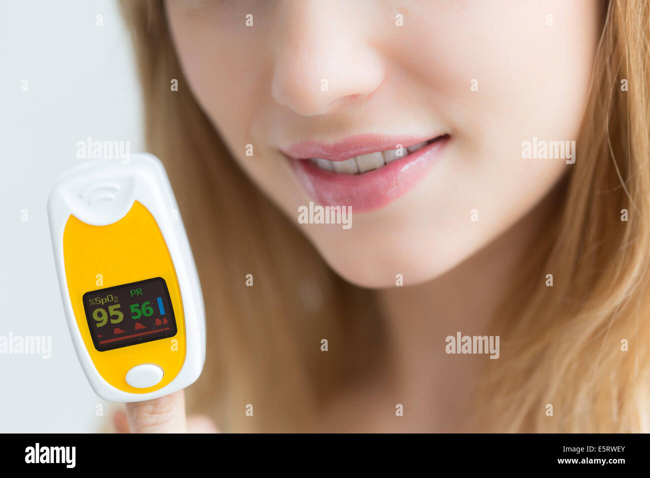Determination of oxygen-hemoglobin saturation of blood with a pulse ...
