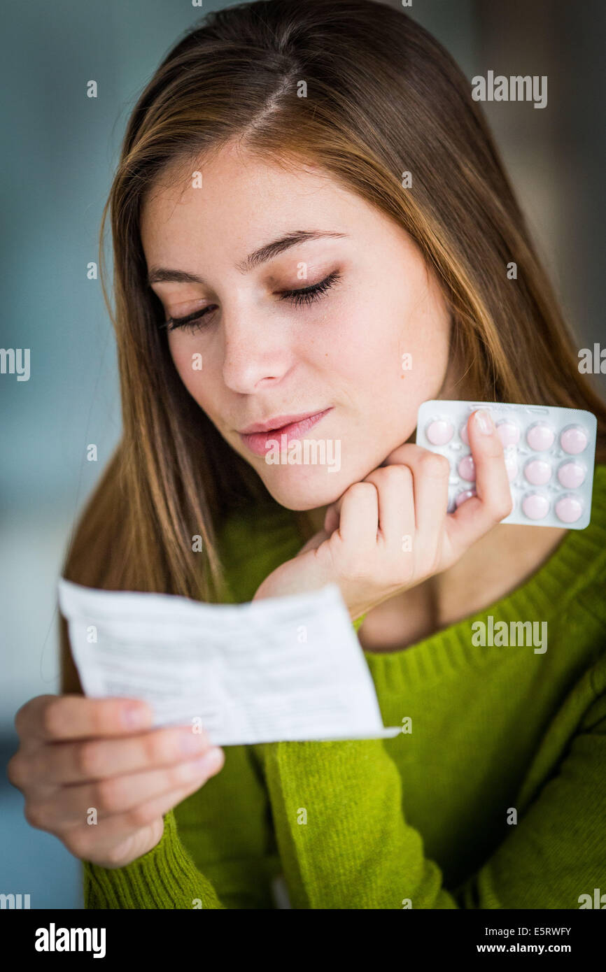Reading medication instructions hi-res stock photography and images - Alamy