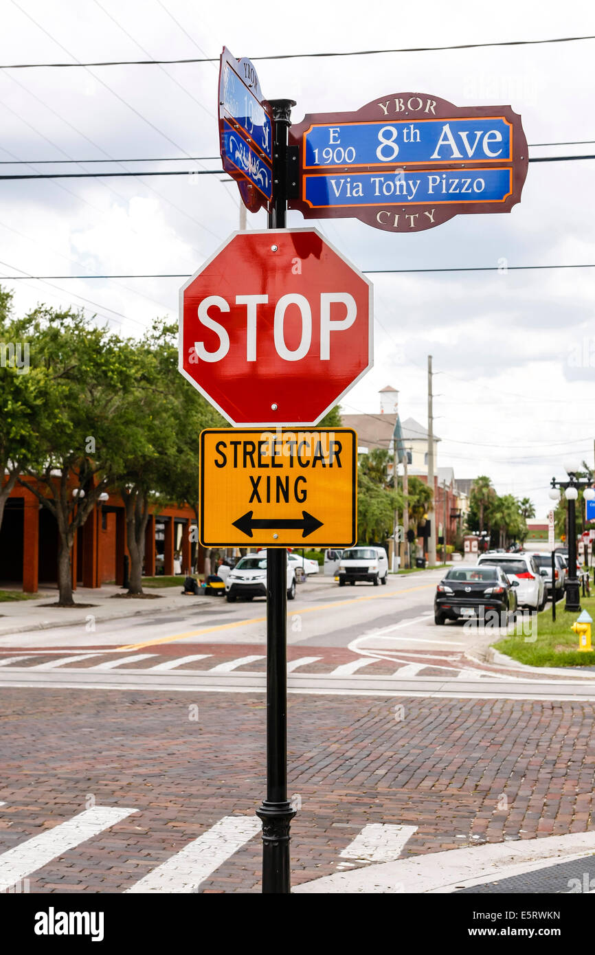 T junction sign hi-res stock photography and images - Alamy