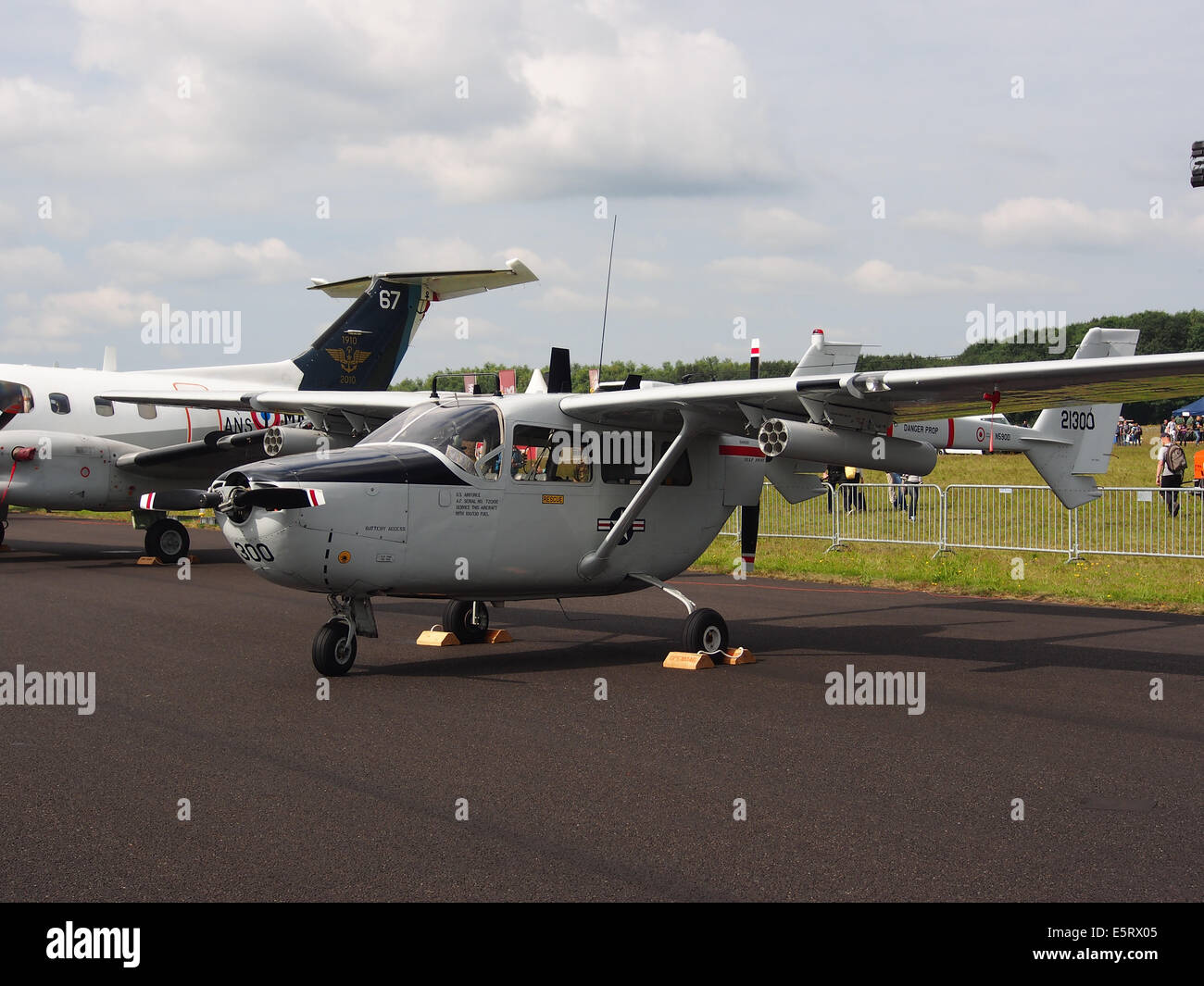 Cessna o 2a hi-res stock photography and images - Alamy