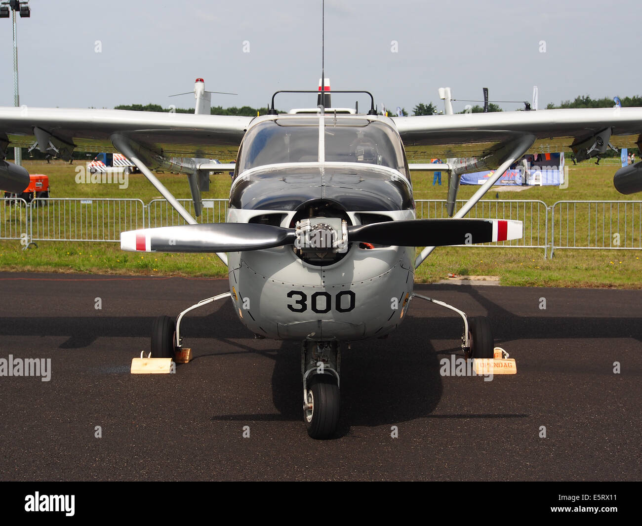 Cessna skymaster hi-res stock photography and images - Alamy