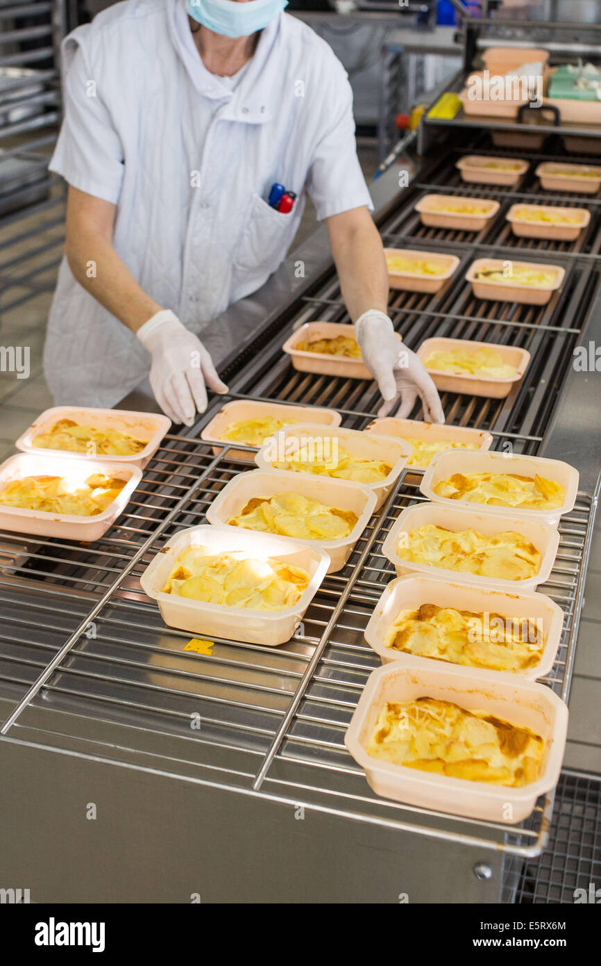 Hospital Kitchen High Resolution Stock Photography and Images - Alamy