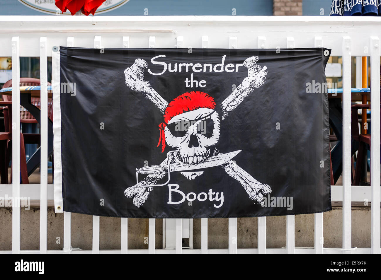 Pirates flag with the words "Surrender the Booty Stock Photo - Alamy