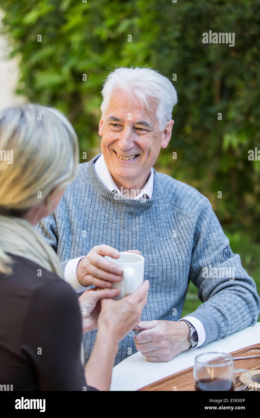 2 people talking over tea hi-res stock photography and images - Alamy